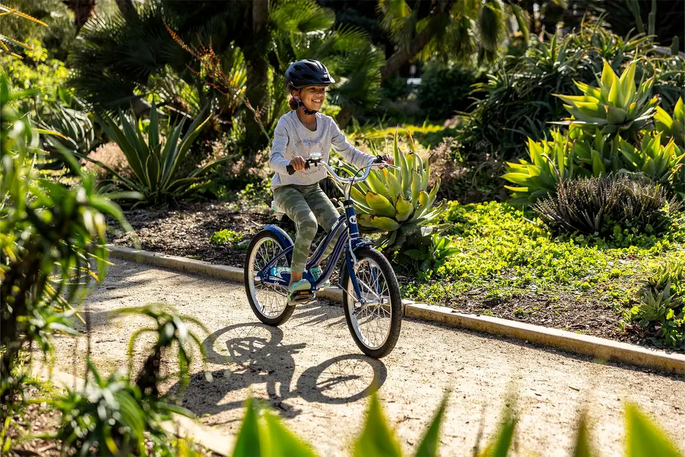 2024 Liv Adore 20 – Specs, Comparisons, Reviews – 99 Spokes