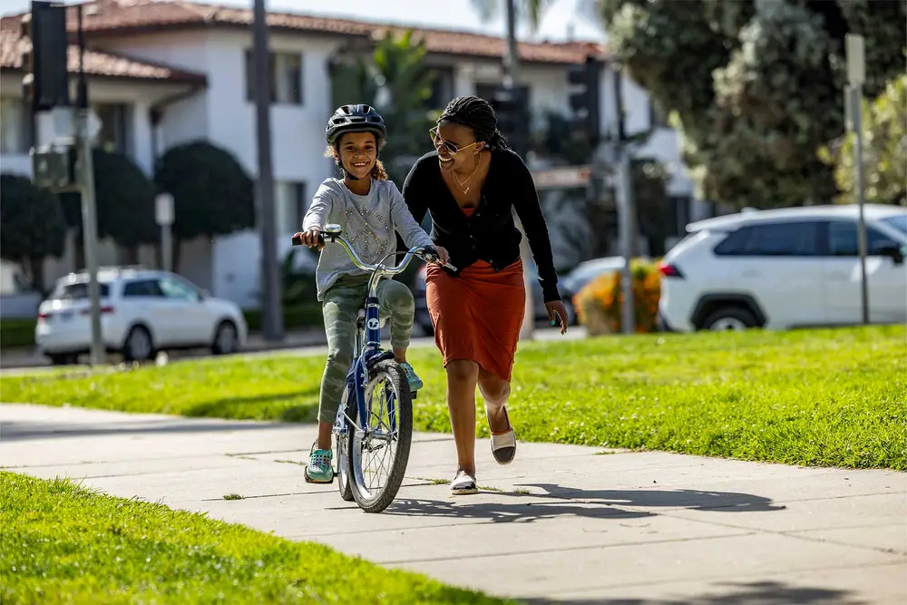 2024 Liv Adore 20 – Specs, Comparisons, Reviews – 99 Spokes