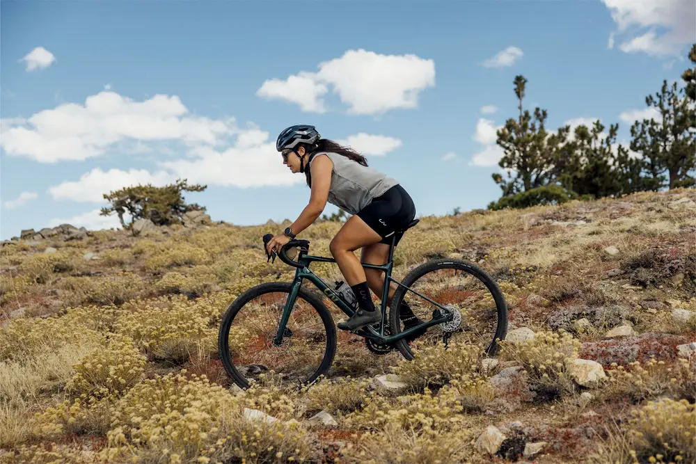 2024 Liv Devote Advanced 2 – Specs, Comparisons, Reviews – 99 Spokes