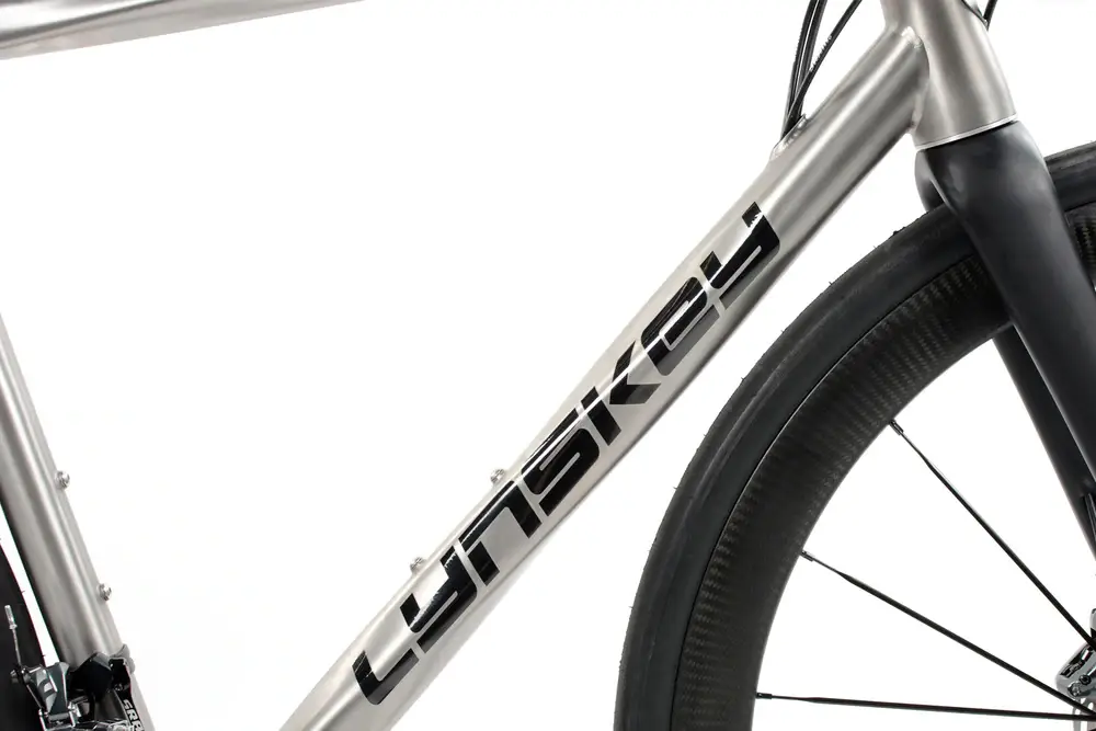 2020 Lynskey Helix SRAM Red 22 – Specs, Comparisons, Reviews – 99 Spokes