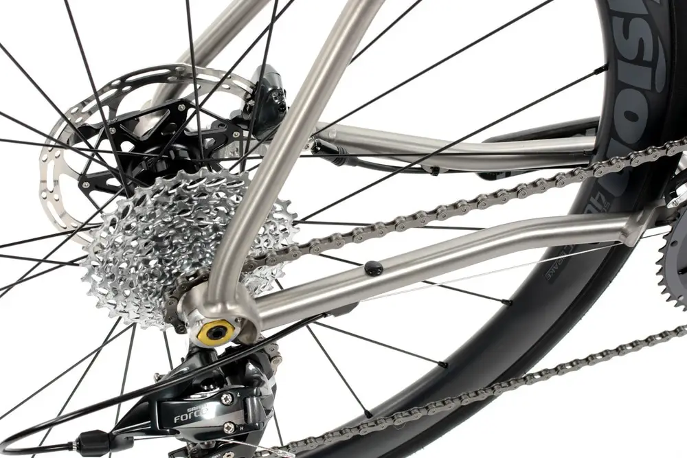 2021 Lynskey R300 SRAM Red eTap AXS – Specs, Comparisons, Reviews – 99 Spokes