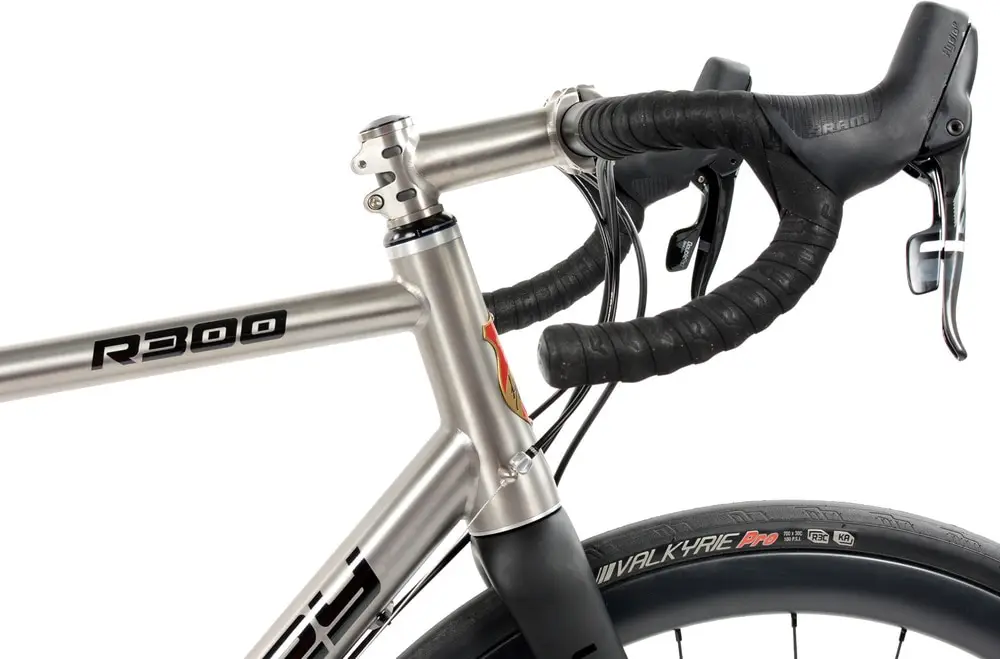 2021 Lynskey R300 SRAM Red eTap AXS – Specs, Comparisons, Reviews – 99 Spokes