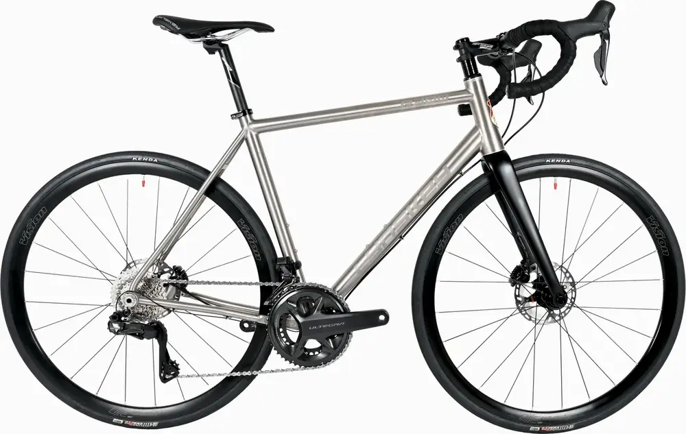 2024 Lynskey R300, Shimano 105 2x12 mechanical – Specs, Comparisons ...