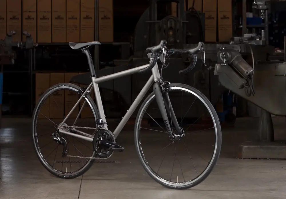 2019 Moots Vamoots RSL FRAMESET (ELECTRONIC) – Specs, Comparisons ...