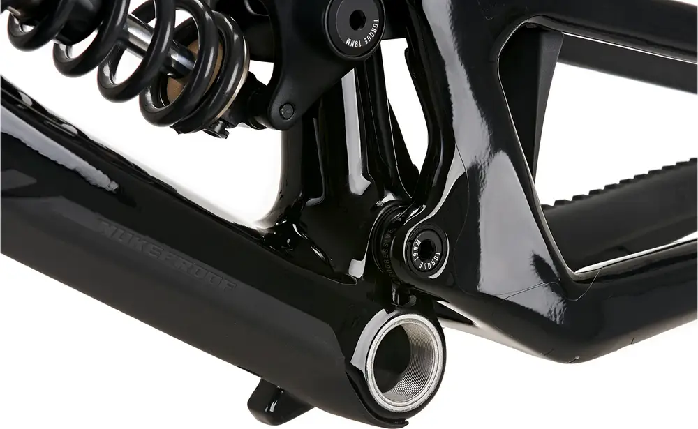 2022 Nukeproof Giga 297 Carbon Frame (EXT) – Specs, Comparisons ...