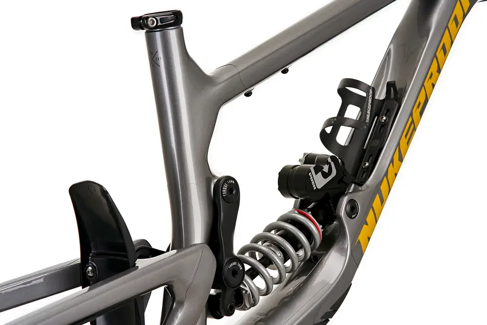 2022 Nukeproof Giga 297 Carbon Frame (Push) – Specs, Comparisons ...