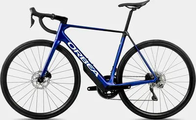 Compare: 2026 Orbea ORCA M30 vs ORCA M30i vs 2025 Scott Addict RC 30 – 99 Spokes