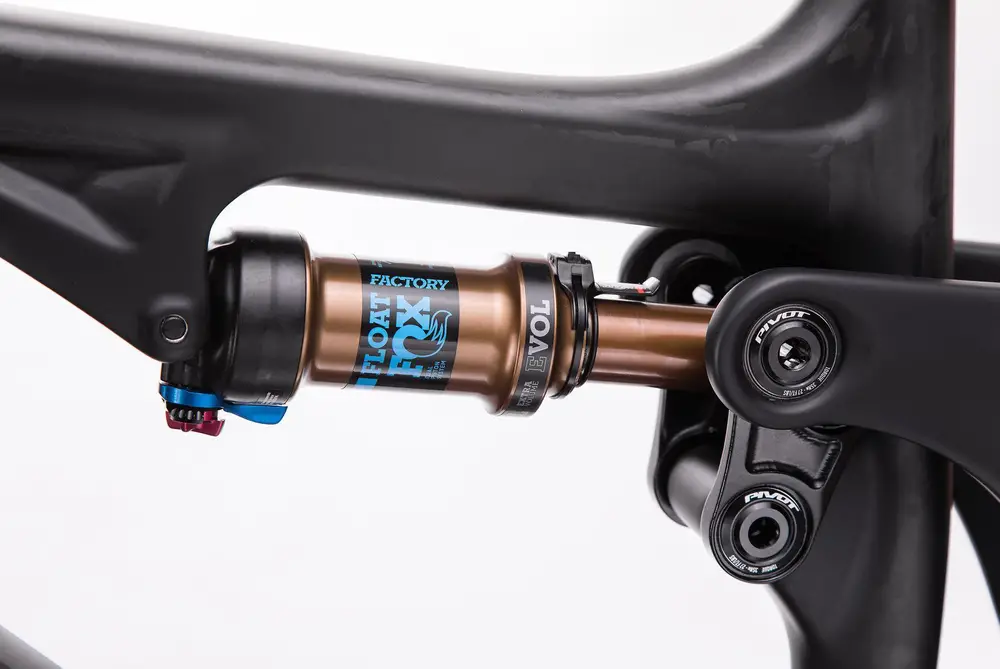 2018 Pivot Mach 5.5 Carbon Team XTR 1x – Specs, Comparisons, Reviews ...