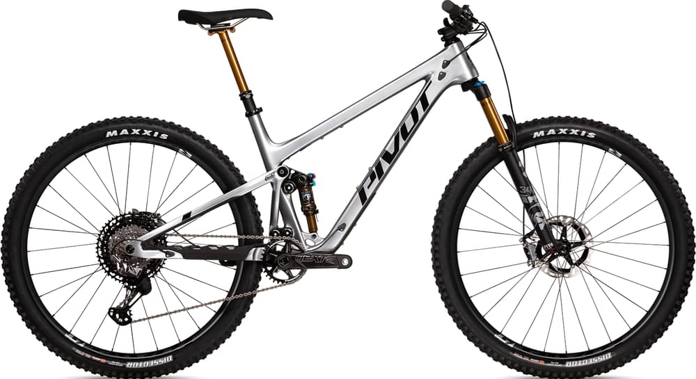 2021 Pivot Trail 429 Pro XT/XTR w/ Carbon Wheels – Specs, Comparisons ...