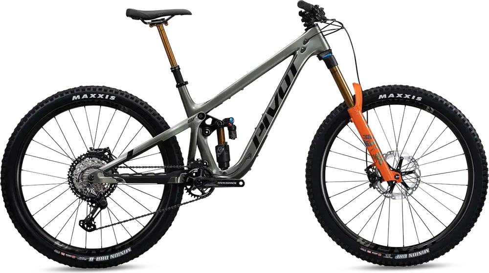 2023 Pivot FIREBIRD Pro XT/XTR w/ Carbon Wheels – Specs, Comparisons ...
