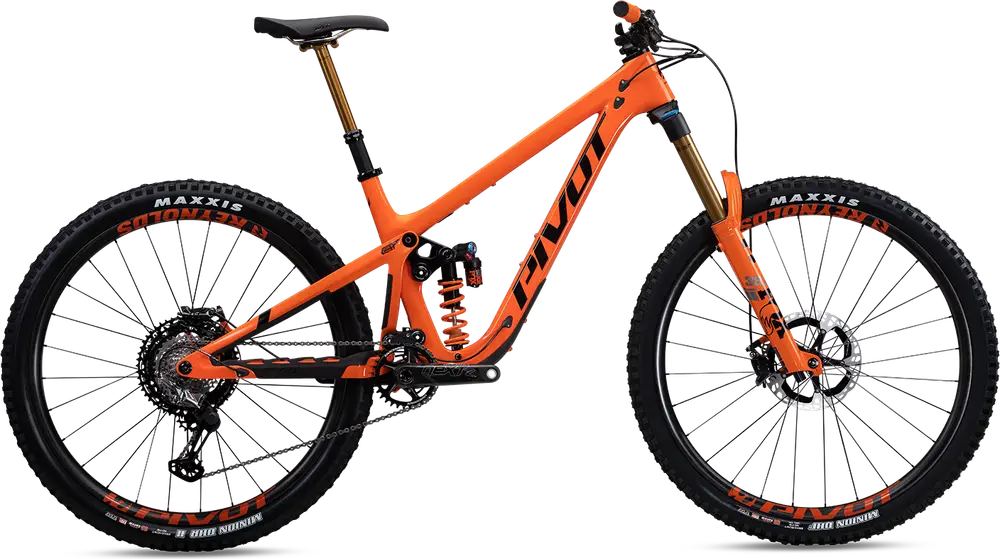 2023 Pivot FIREBIRD Team XTR w/ Carbon Wheels – Specs, Comparisons ...