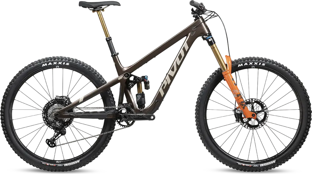 2023 Pivot FIREBIRD Team XTR w/ Carbon Wheels – Specifiche, confronti ...