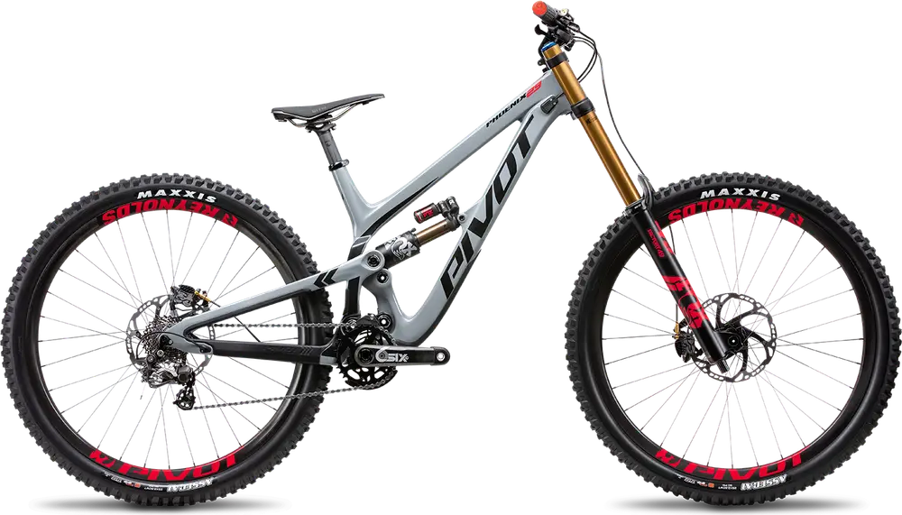 2023 Pivot PHOENIX 29 Pro Saint w/ Carbon Wheels – Specs, Comparisons ...