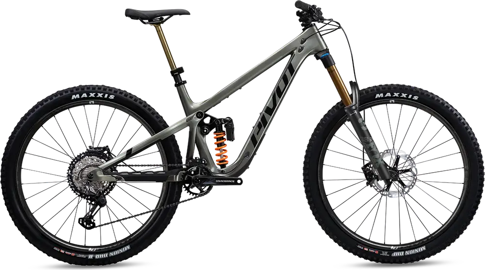 2024 Pivot FIREBIRD Pro XT/XTR w/ Carbon Wheels – Specs, Comparisons ...