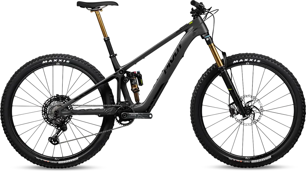 2024 Pivot SHUTTLE SL Team XTR w/ Carbon Wheels – Specs, Comparisons ...