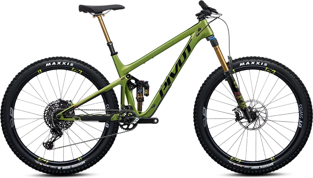 2024 Pivot SWITCHBLADE Pro X01 w/ Carbon Wheels – Specs, Comparisons ...
