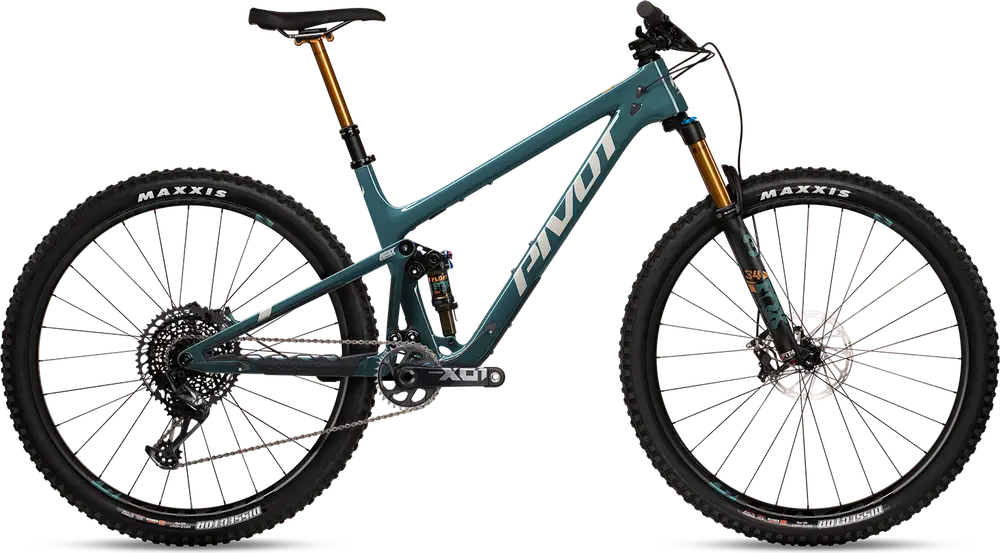 2024 Pivot TRAIL 429 Pro X01 w/ Carbon Wheels – Specs, Comparisons ...