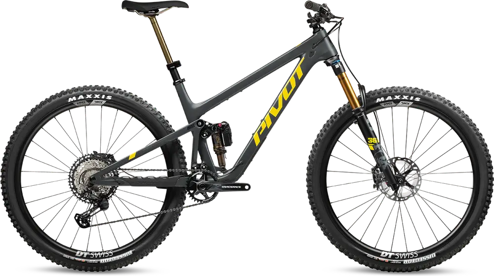 2024 Pivot TRAIL 429 Pro XT/XTR w/ Carbon Wheels – Specs, Comparisons ...