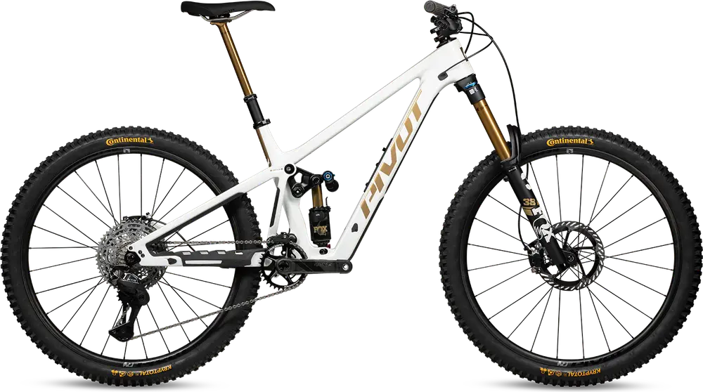 2025 Pivot FIREBIRD Team XTR w/ Carbon Wheels – Specs, Comparisons ...