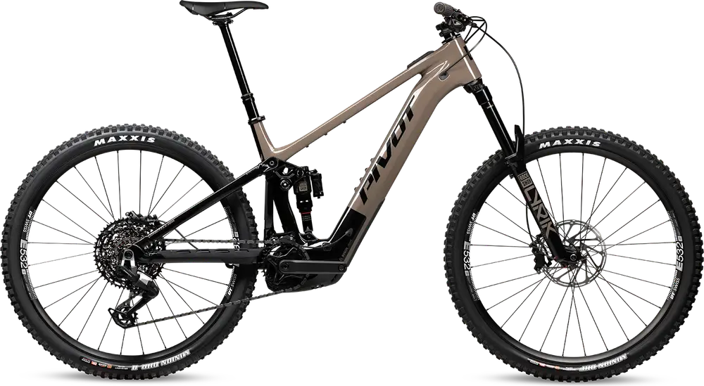 2025 Pivot SHUTTLE AM Ride Eagle 70/90 – Specs, Comparisons, Reviews – 99 Spokes