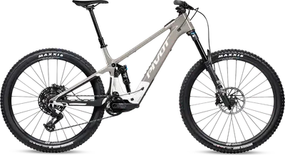 Pivot Shuttle SL-AM – 99 Spokes