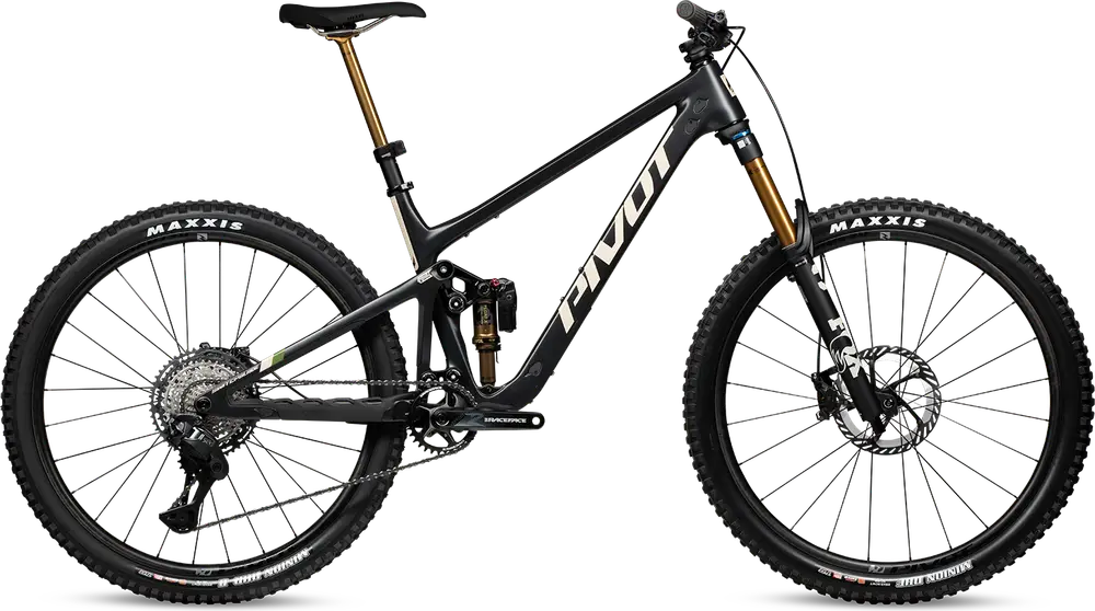 2025 Pivot SWITCHBLADE Pro XT Di2 w/ Carbon Wheels – Specs, Comparisons ...
