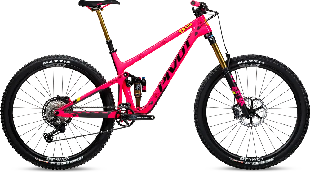 2025 Pivot SWITCHBLADE Pro XT/XTR w/ Carbon Wheels – Specs, Comparisons ...