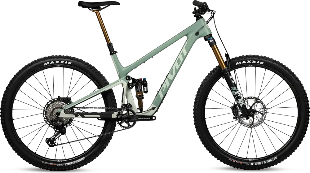 2025 Pivot Trailcat LT Pro XT/XTR w/ Carbon Wheels – Specs, Comparisons ...
