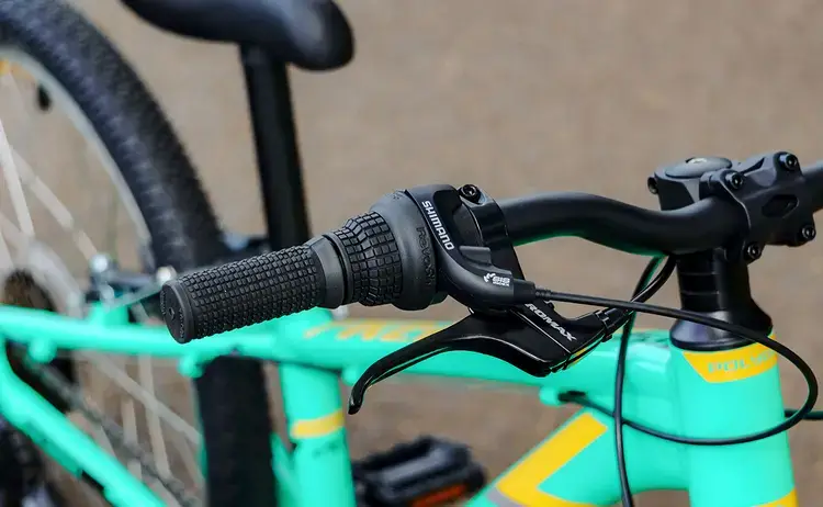 2023 Polygon Premier 20 – Specs, Comparisons, Reviews – 99 Spokes