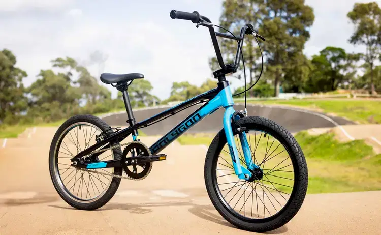 2023 Polygon Razor – Specs, Comparisons, Reviews – 99 Spokes