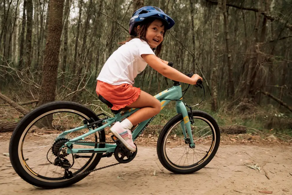 2024 Polygon Premier 20 – Specs, Comparisons, Reviews – 99 Spokes