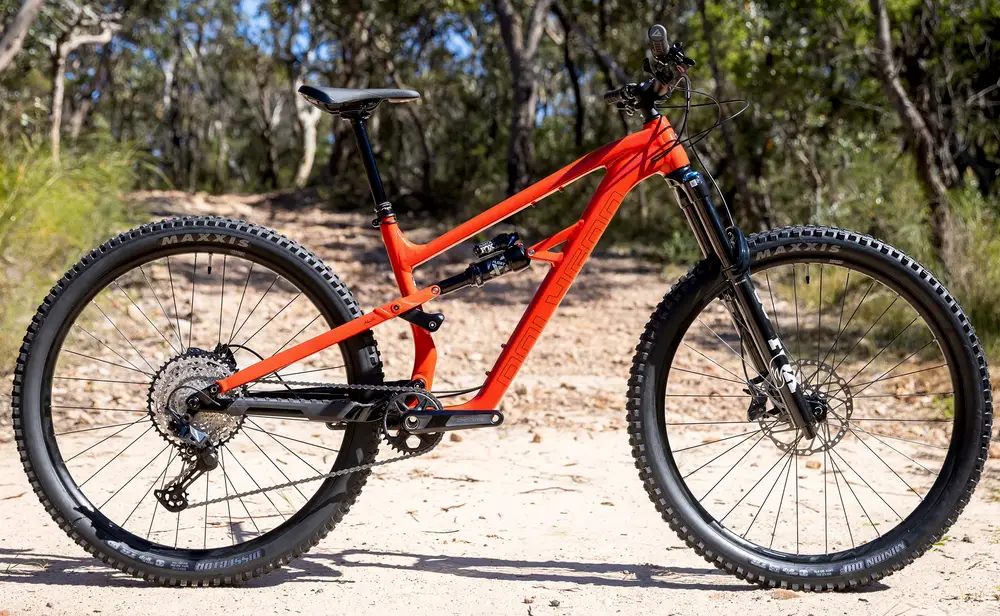 2025 Polygon Siskiu T9 – Specs, Comparisons, Reviews – 99 Spokes