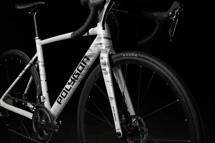 2025 Polygon Strattos S4 Disc – Specs, Comparisons, Reviews – 99 Spokes