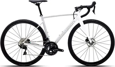 Compare: 2025 Polygon HELIOS A7X vs Strattos S5 Disc vs Strattos S7X ...