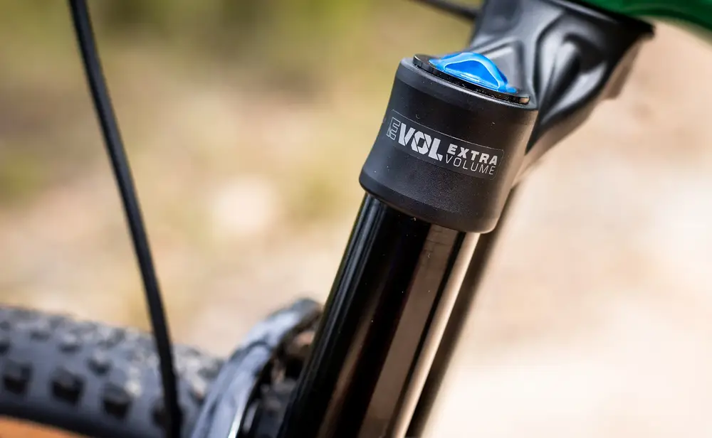 2025 Polygon Syncline DR8 – Specs, Comparisons, Reviews – 99 Spokes
