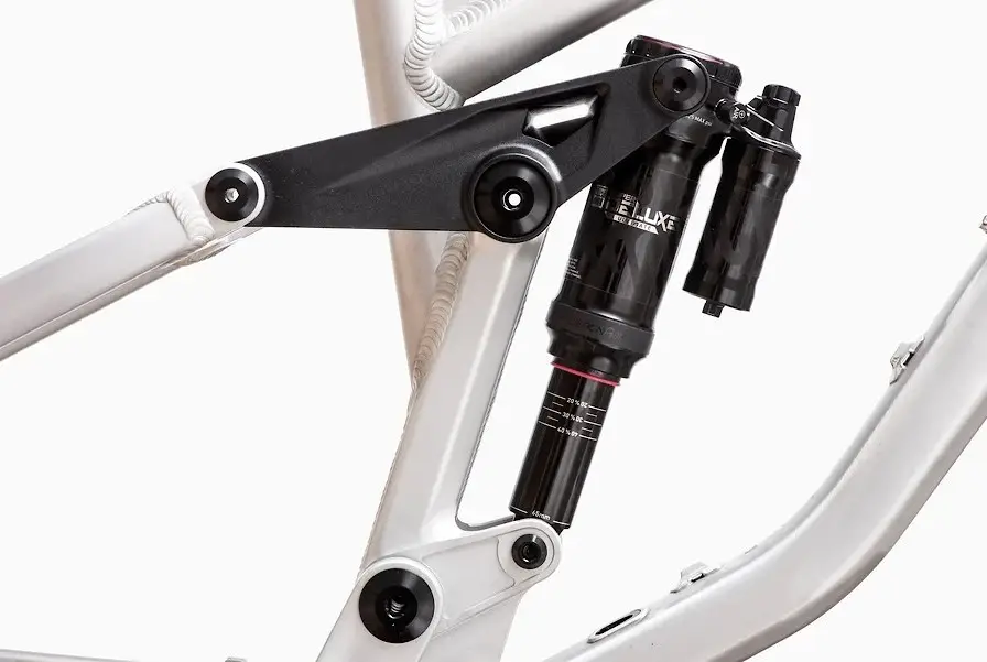 2020 Privateer 161 Enduro Race – Specs, Comparisons, Reviews – 99 Spokes