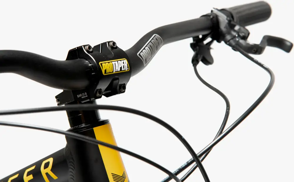 2023 Privateer 141 Ohlins – Specs, Comparisons, Reviews – 99 Spokes