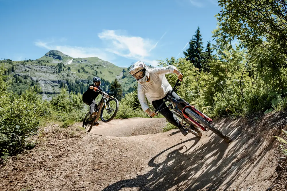 2025 Propain SPINDRIFT 5 CF Base – Spezifikationen, Vergleiche ...