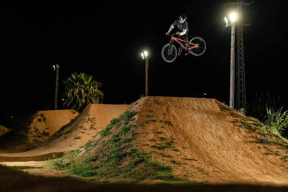 2025 Propain TRICKSHOT 2 Trickshot 2 Pro – Specs, Comparisons, Reviews ...