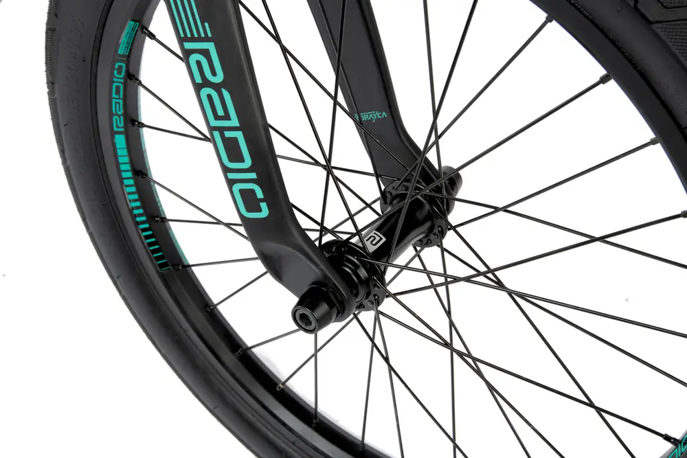 2023 RADIO QUARTZ PRO L – Specs, Comparisons, Reviews – 99 Spokes
