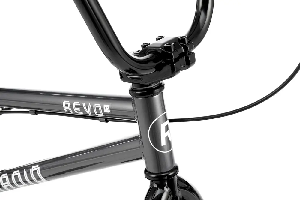 2024 RADIO Revo 18" – Specs, Comparisons, Reviews – 99 Spokes