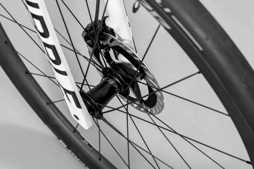 2025 Ribble Ultra-Race SRAM Red AXS – Specs, Comparisons, Reviews – 99 ...