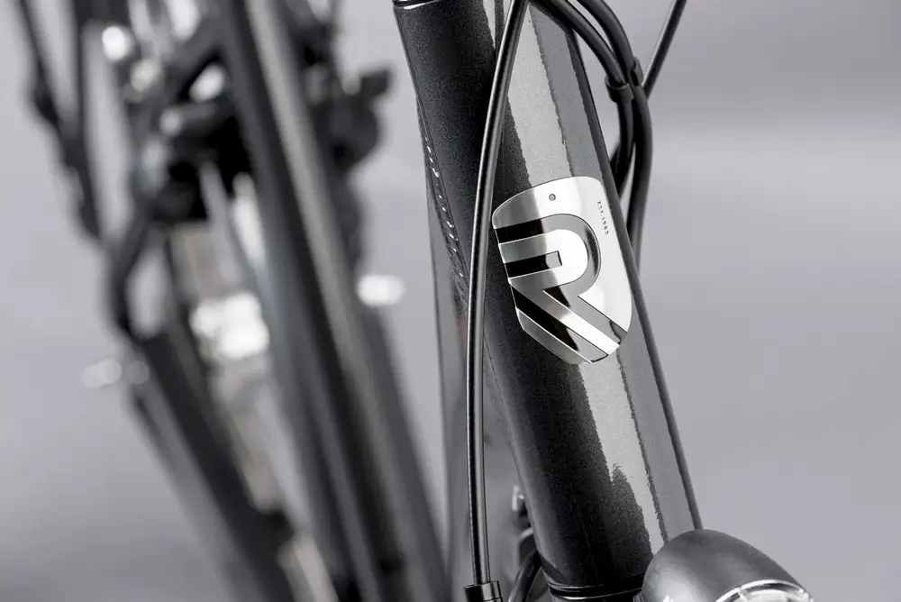 2024 Ridgeback Electron F.H.D Black – Specs, Comparisons, Reviews – 99 ...