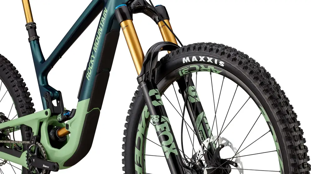 2024 Rocky Mountain Altitude C90 Rally Shimano – Specs, Comparisons, Reviews – 99 Spokes