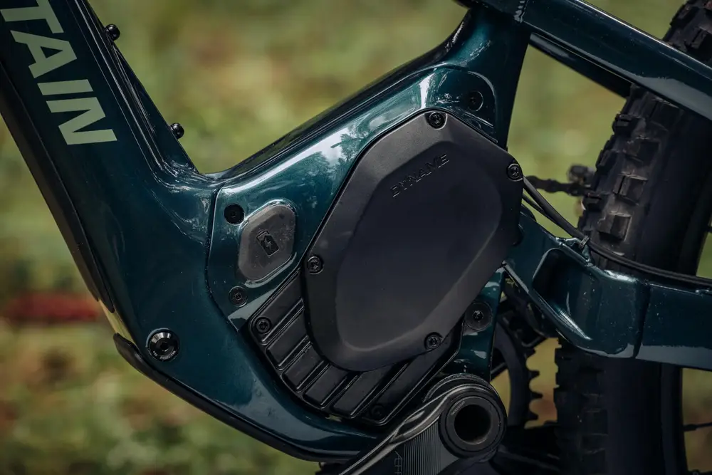 2024 Rocky Mountain Altitude Powerplay C70 Shimano – Specs, Comparisons, Reviews – 99 Spokes