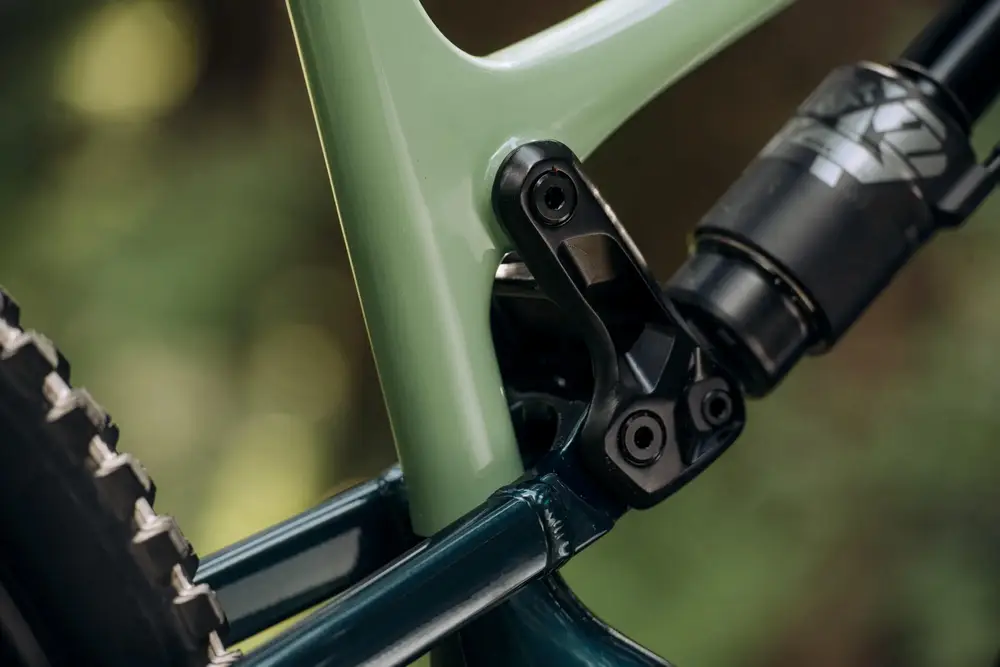 2024 Rocky Mountain Altitude Powerplay C70 Shimano – Specs, Comparisons, Reviews – 99 Spokes