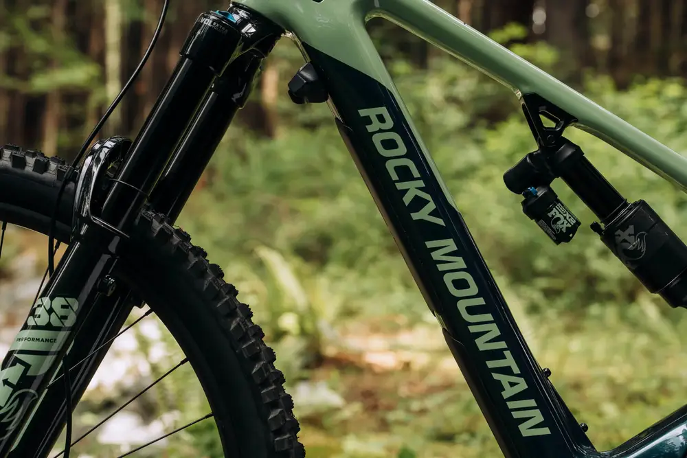 2024 Rocky Mountain Altitude Powerplay C70 Shimano – Specs, Comparisons, Reviews – 99 Spokes