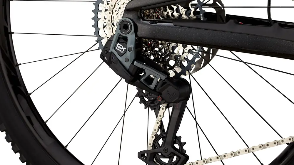 2025 Rocky Mountain Altitude Carbon 70 – Specs, Comparisons, Reviews ...