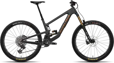 Compare: 2025 Santa Cruz Megatower X0 AXS / Carbon CC vs 2026 Specialized S-Works Stumpjumper 15 ...