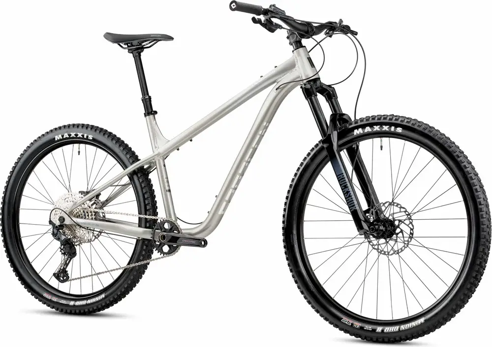 2024 Saracen Mantra Trail LSL - Silver – Specs, Comparisons, Reviews ...